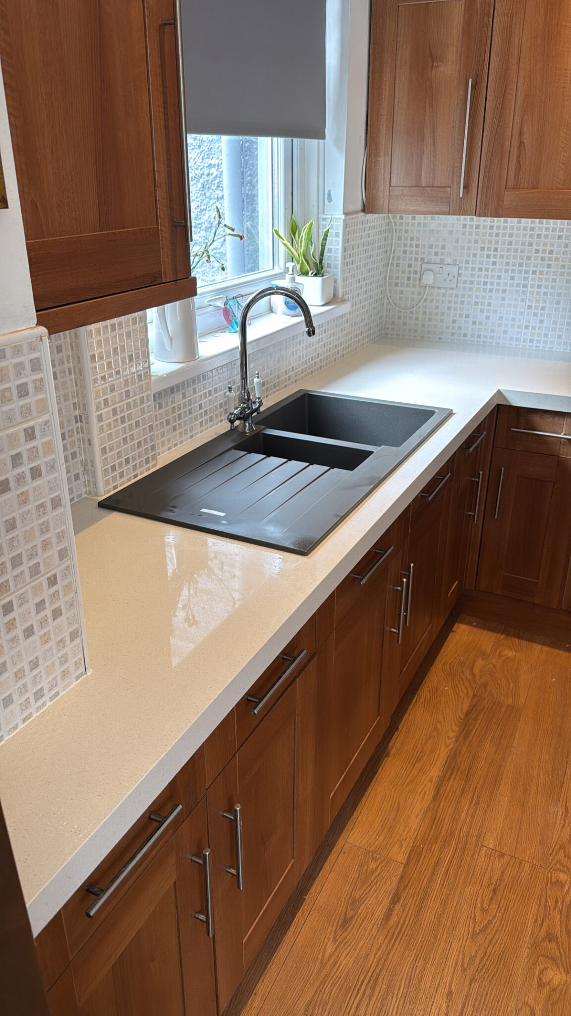 QuickTops | Quartz Worktop Overlay | Kitchen Worktops